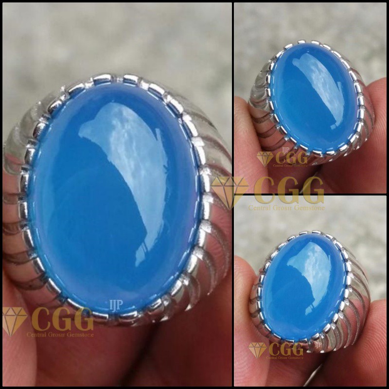 Model Batu Warna Biru