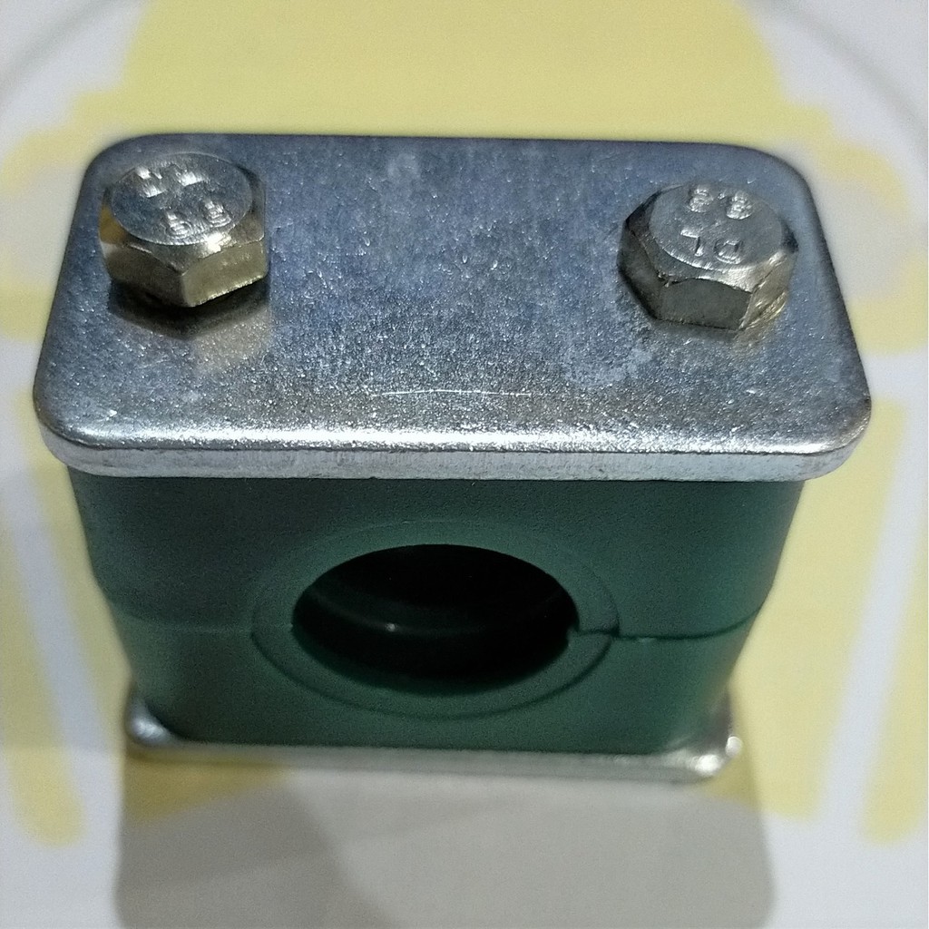 Jual Light Duty PVC Pipe Clamp 20mm Tubing Stauff Klem Pipa PVC ...