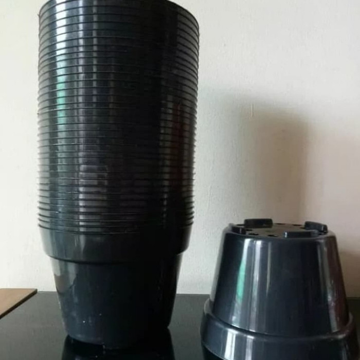 Jual Pot Tanaman plastik hitam ukuran - 20cm | Shopee Indonesia