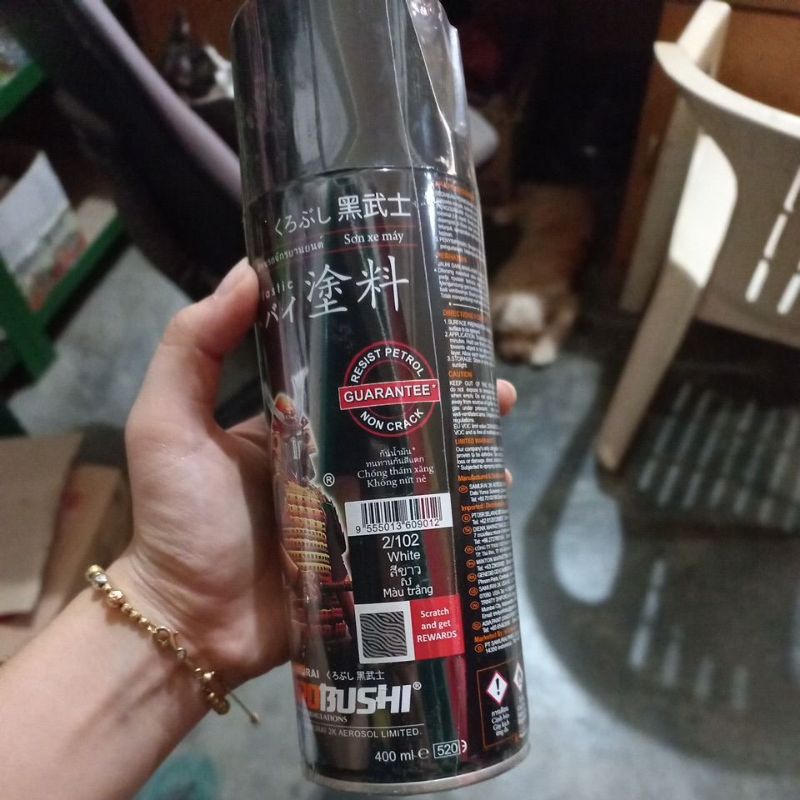 Jual CAT SEMPROT DUCO PILOX SAMURAI PAINT 102 WHITE 400ML | Shopee Indonesia