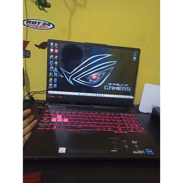 Jual LAPTOP ASUS GAMING SECOND ASUS TUF F15 FX506HC geForce RTX™ 3050 - i5 11400 16GB 512ssd ...