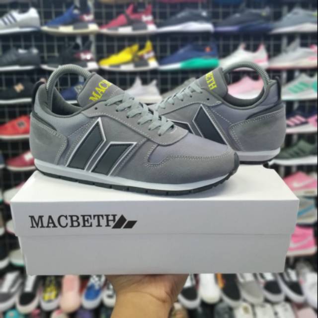 Jual Sepatu macbeth Abu Pria | Shopee Indonesia