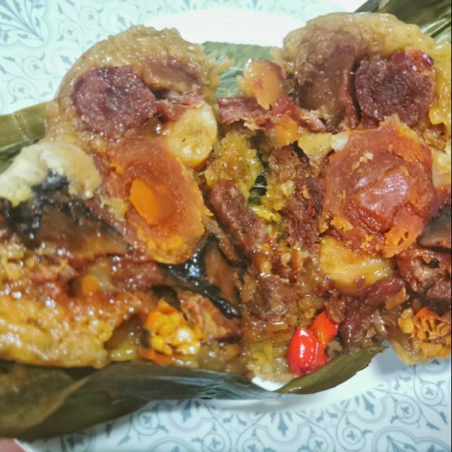 Jual BACANG SPESIAL ISI DAGING, TELUR ASIN, JAMUR, LAPCIONG, | Shopee ...