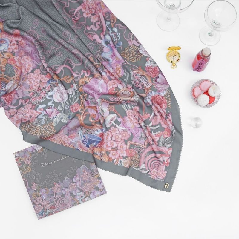 Jual Buttonscarves Alice in Wonderland Series (READY) | Shopee Indonesia