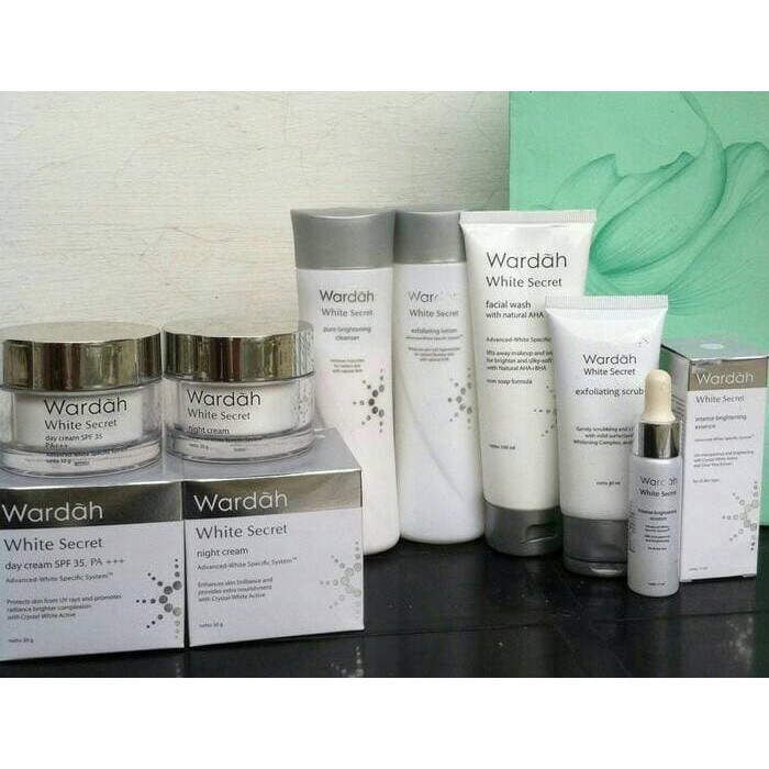 Jual WARDAH Paket Wardah White Secret Series / Wardah Paket White ...