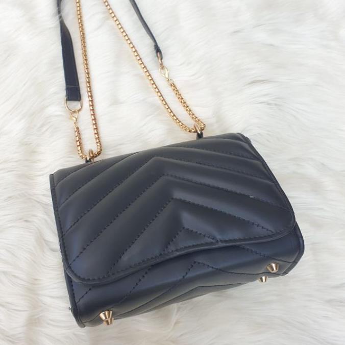 Jual Tas Selempang Wanita Tali Rantai Premium New Model Enola 6312 Original | Shopee Indonesia
