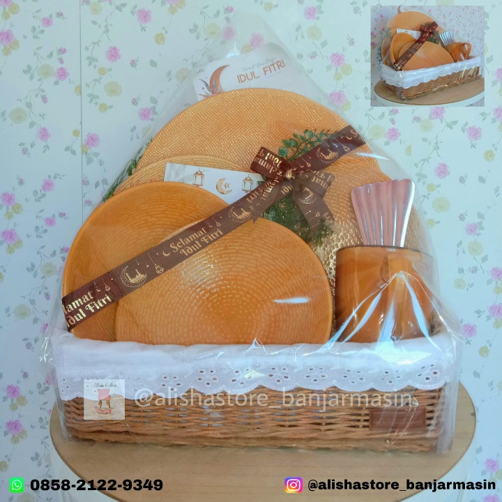 Jual Hampers Tableware set keranjang 01 | Gift Parcel | Parcel ...
