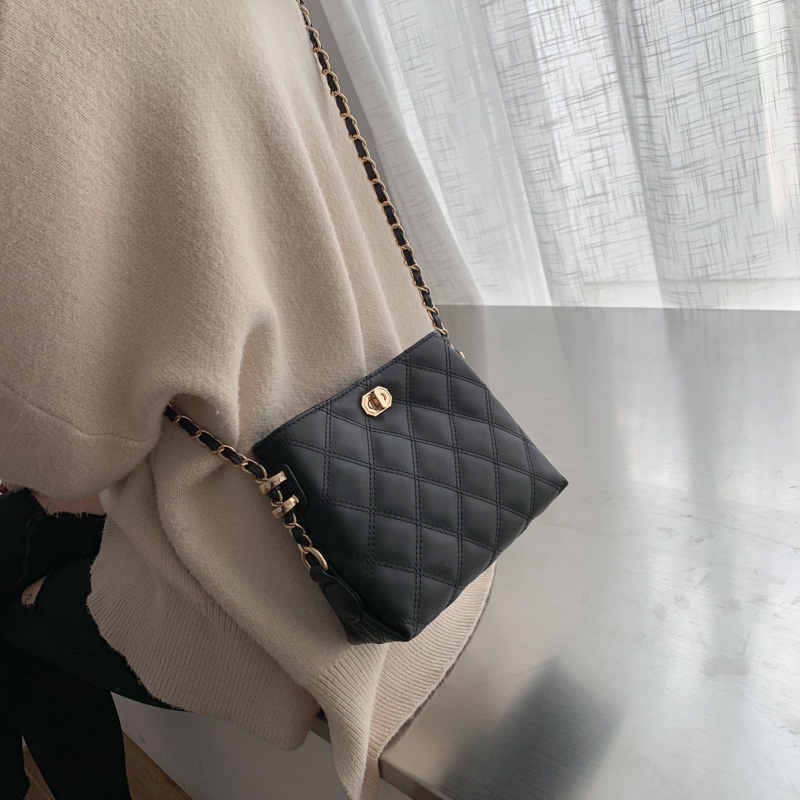 Jual 【Gratis ongkos kirim】Tas Wanita Tas Rantai Tas Selempang Wanita ...