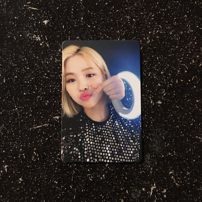 Jual photocard light ring itzy ryujin lightstick midzy official good ...