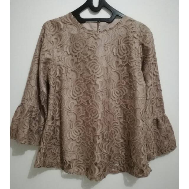 Jual Blus Brokat Coklat Milo (PRELOVED) | Shopee Indonesia