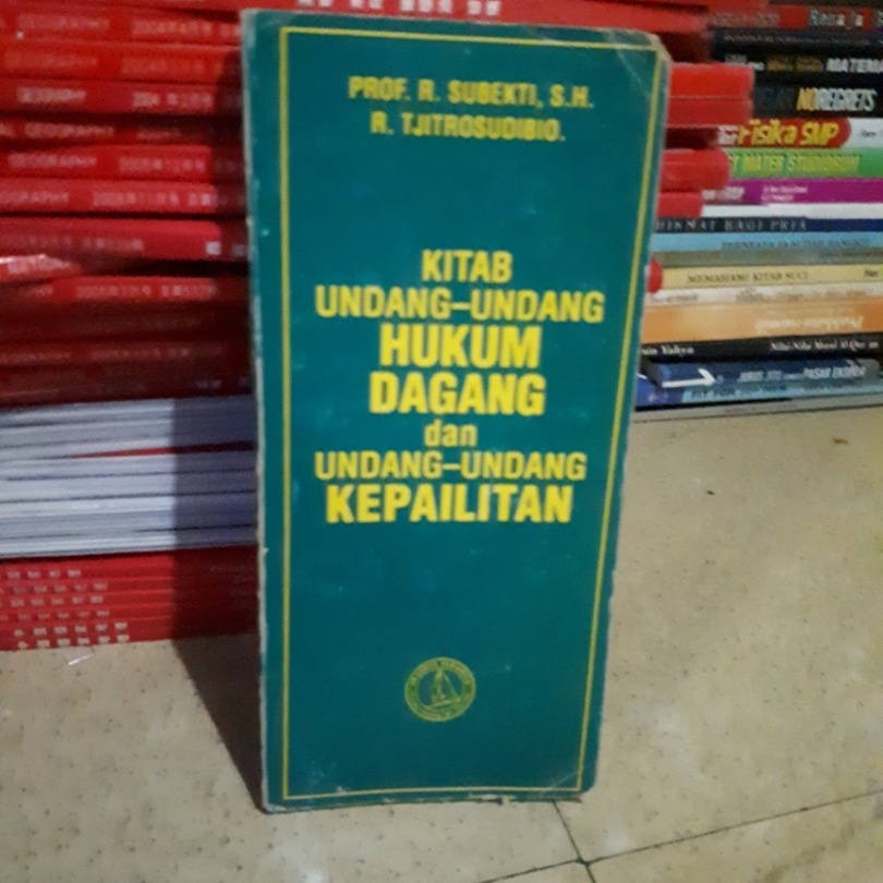 Jual KITAB UNDANG UNDANG HUKUM DAGANG dan UNDANG UNDANG KEPAILITAN 1994 | Shopee Indonesia