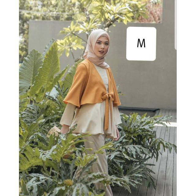 Jual Anne Blouse by Wearing Klamby (Last Pc Mustard M) | Shopee Indonesia