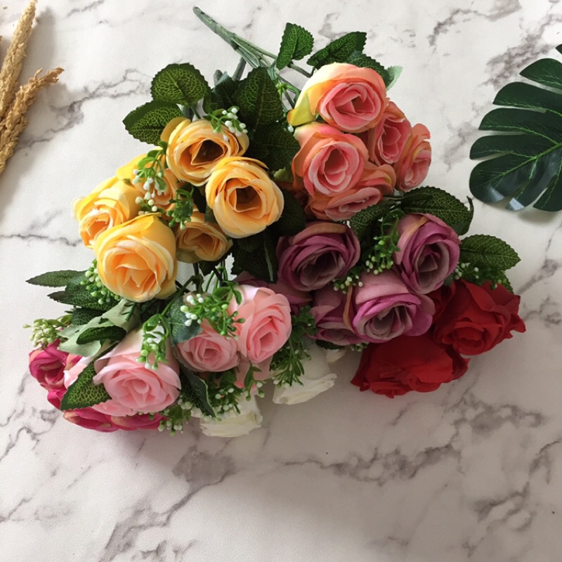 Jual Bunga Mawar Artificial 6 kepala | Shopee Indonesia