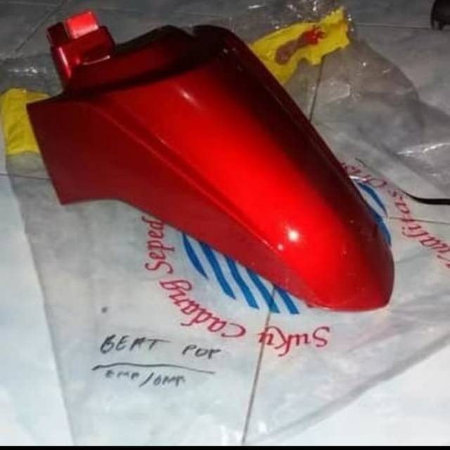 Jual spakbor depan honda beat pop warna merah | Shopee Indonesia