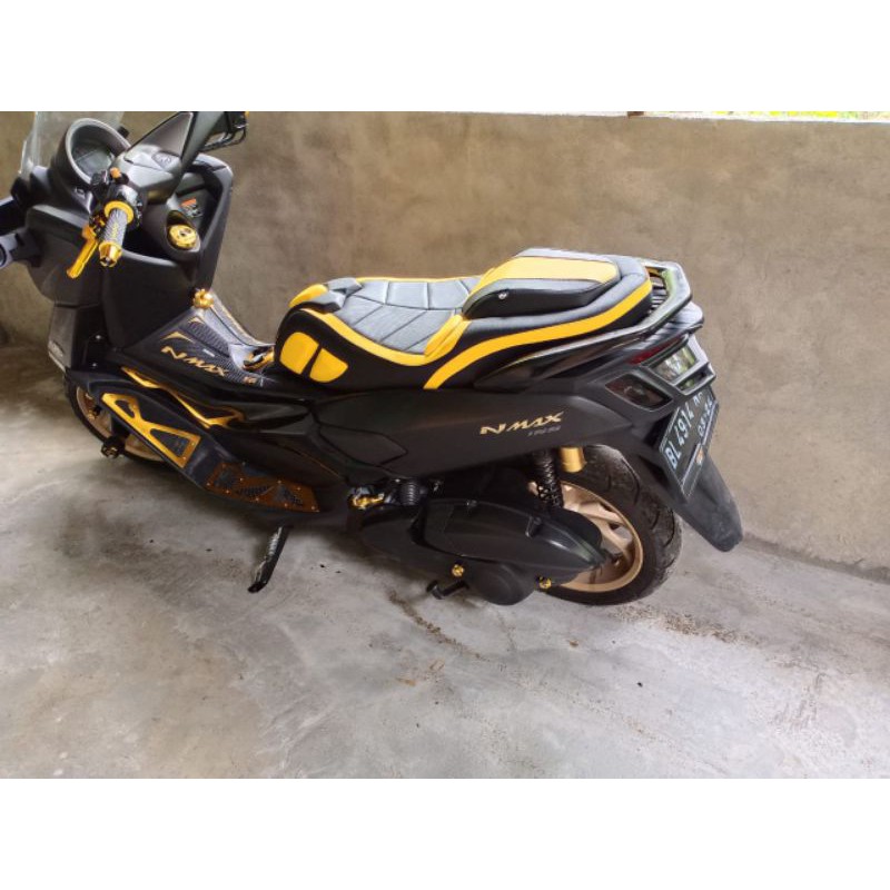 Jual Jok Yamaha Nmax 150 predator Jok custom Nmax Jok modifikasi yamaha ...