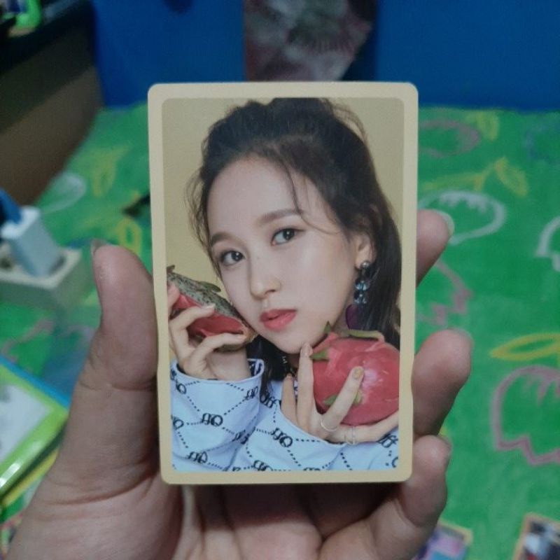 Jual PHOTOCARD OFFICIAL TWICE MINA TZUYU JIHYO SANA CHAEYOUNG JEONGYEON NAYEON | Shopee Indonesia