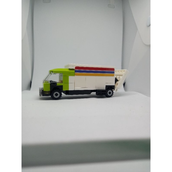 Jual Wiki Indomaret Delivery Truck Bricks - Truk Indomaret | Shopee ...