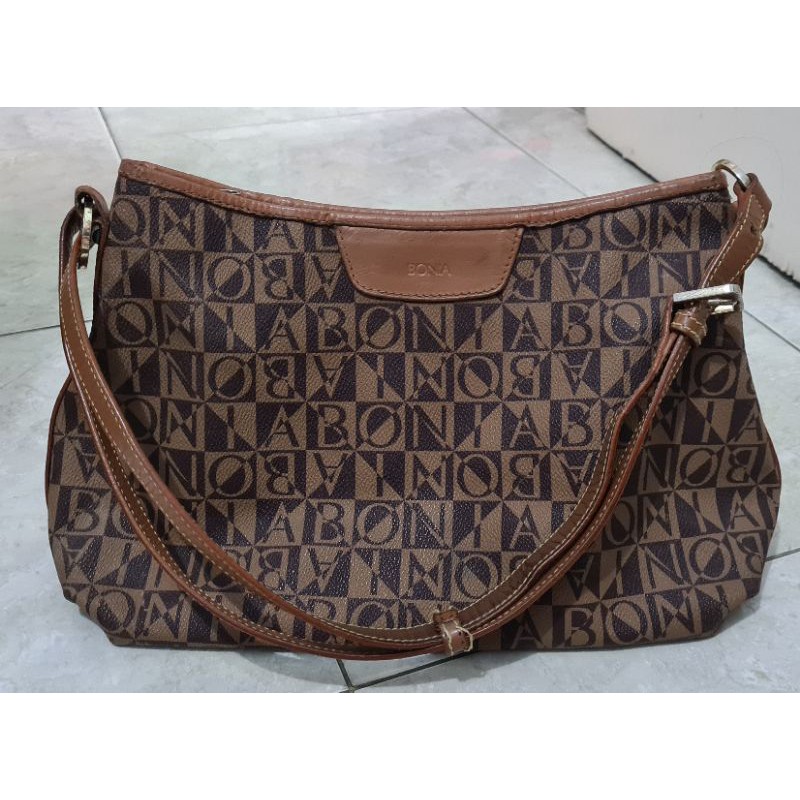 Jual Bonia preloved | Shopee Indonesia
