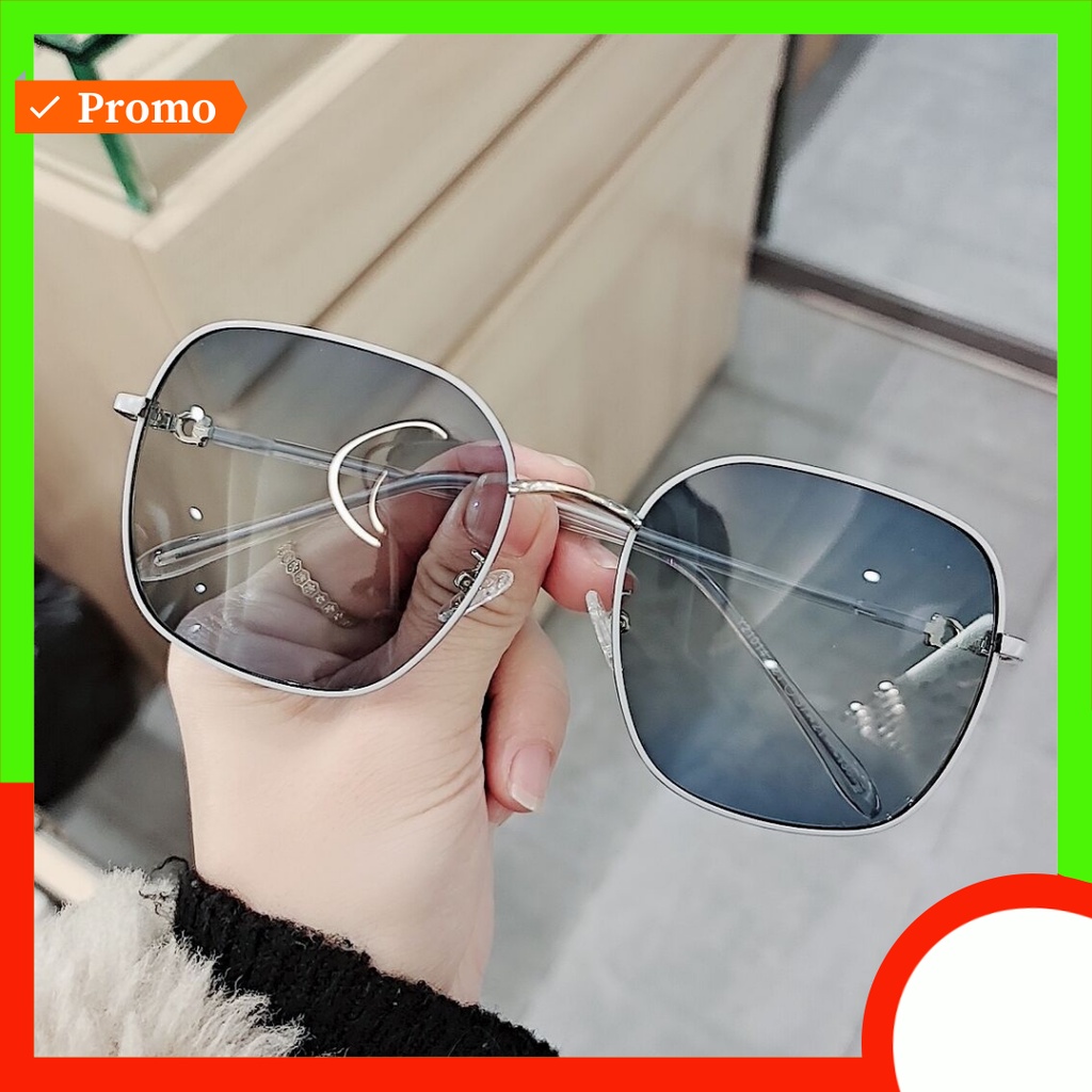 Jual Kacamata Hitam Kotak Nagita - Frem Besi Simple Kekinian - Gaya ...