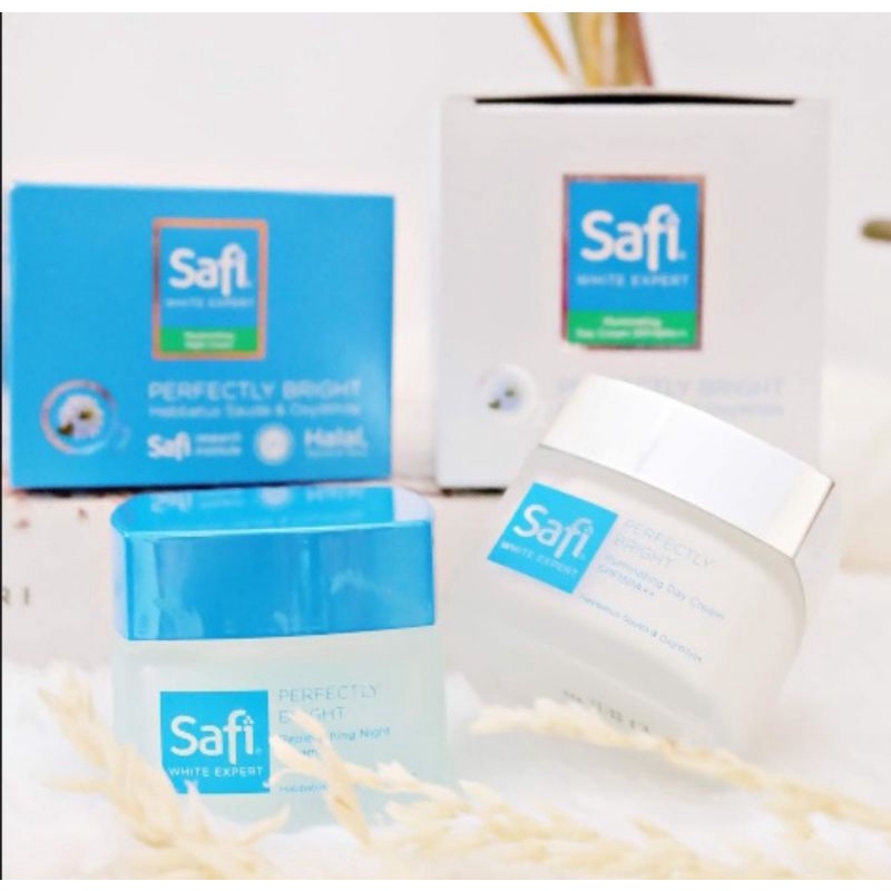 Jual Safi White Expert Illuminating Day Cream SPF15PA++ / Replenishing ...