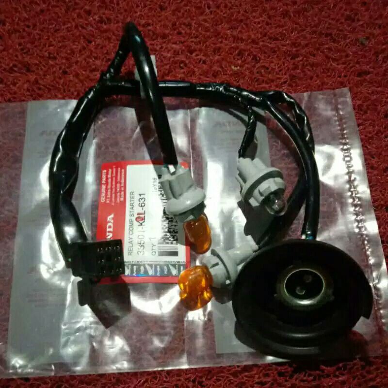 Jual FITTING /SAKLAR LAMPU DEPAN/SEIN SET HONDA BEAT esp | Shopee Indonesia