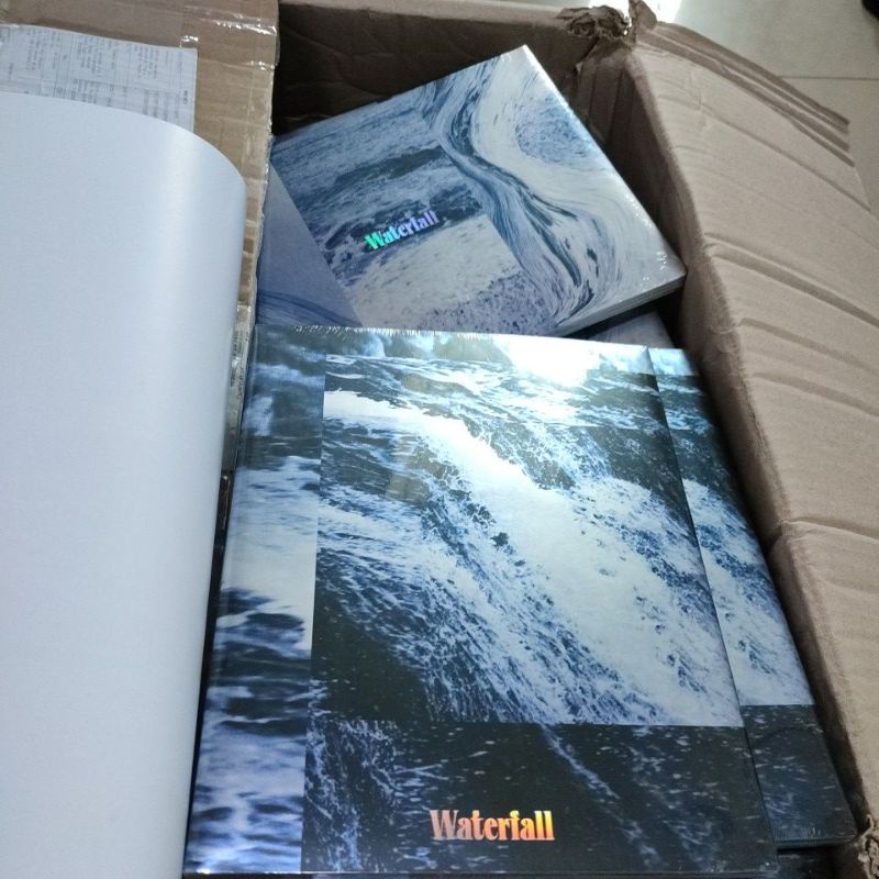 Jual HANBIN B.I WATERFALL ALBUM | Shopee Indonesia