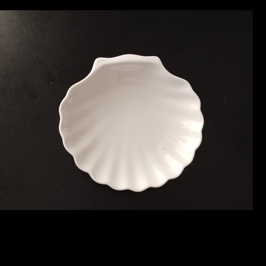 Jual Piring Keramik Bentuk Kerang Putih Properti Foto | Shopee Indonesia
