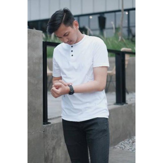 Jual PROMO!!! 4.4 MANLY Kaos Polos Kancing / Kaos Polos Henley / Kaos ... Jual PROMO!!! 4.4 MANLY Kaos Polos Kancing / Kaos Polos Henley / Kaos ...