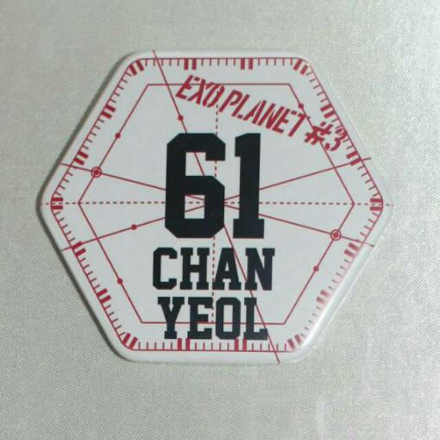 Jual Official exo exordium japan badge /pin (lay , chanyeol) | Shopee ...