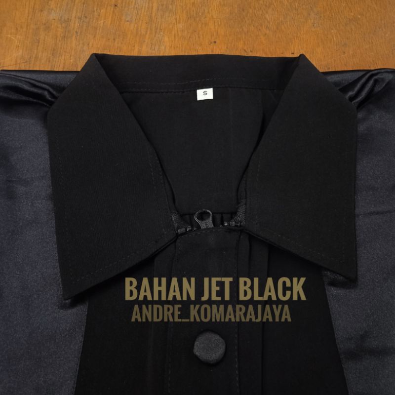 Jual toga pengacara toga advokat Ready stock bahan jet black | Shopee ...