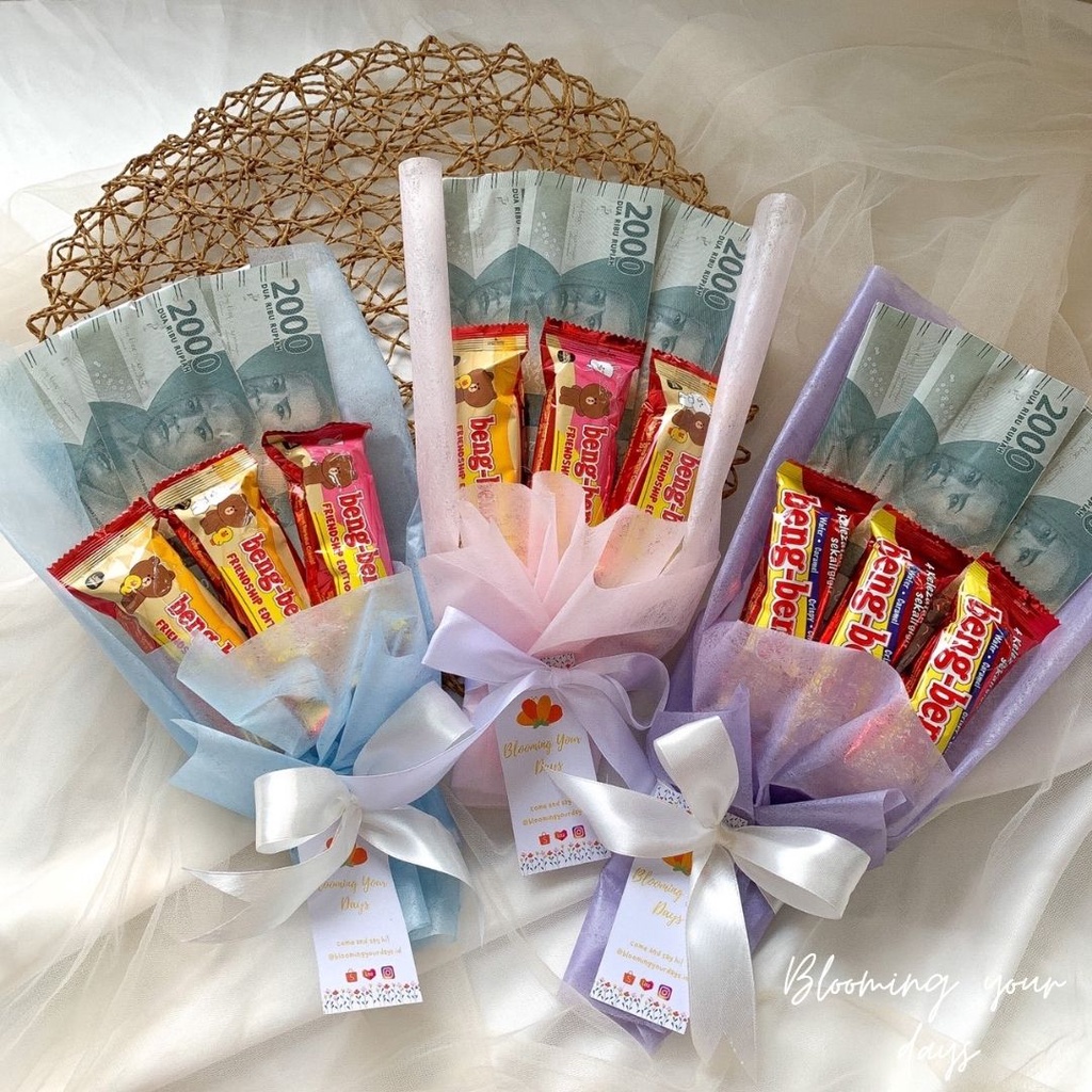 Jual Buket uang asli Money Bouquet buket snack makanan ringan bengbeng ...