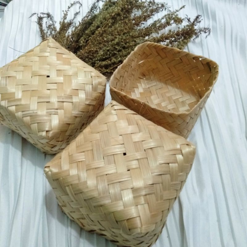 Jual Besek Bambu 12x12 cm Besek Sovenir Catering | Shopee Indonesia