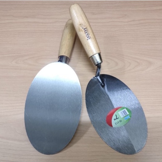 Jual Sendok Acian Adukan Pasir Semen /SEKOP TANAH GAGANG KAYU/Sendok ...