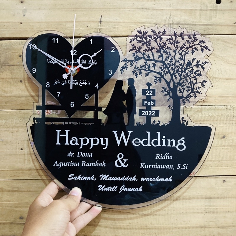 Jual KADO HADIAH PERNIKAHAN UNIK CUSTOM JAM DINDING MEWAH BONUS KOTAK ...