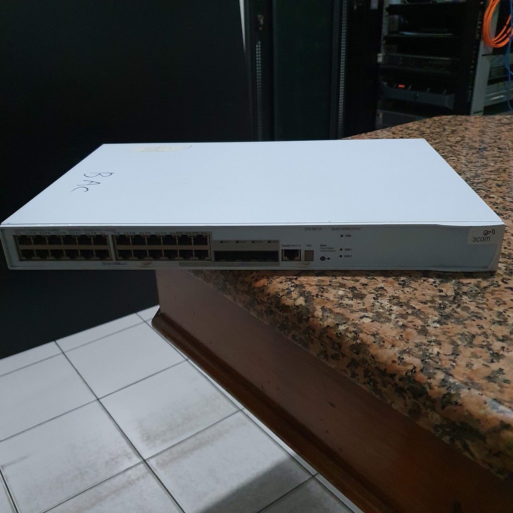 Jual switch hub 3com 4200g 24 port gigabit web based management ...
