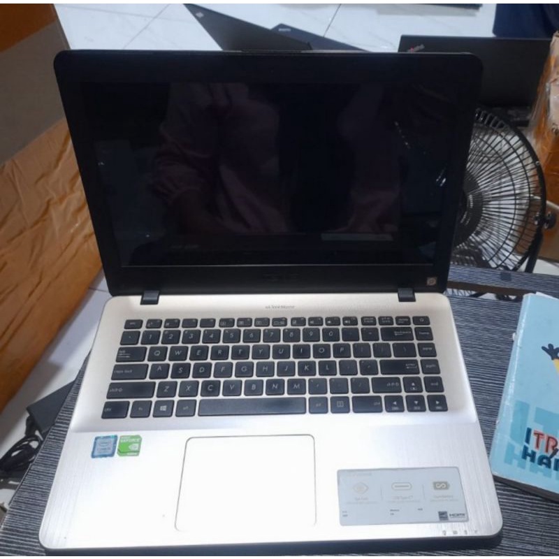 Jual Laptop Asus A442u core i5 gen8//mantapp dual vga//win10 free tas ...