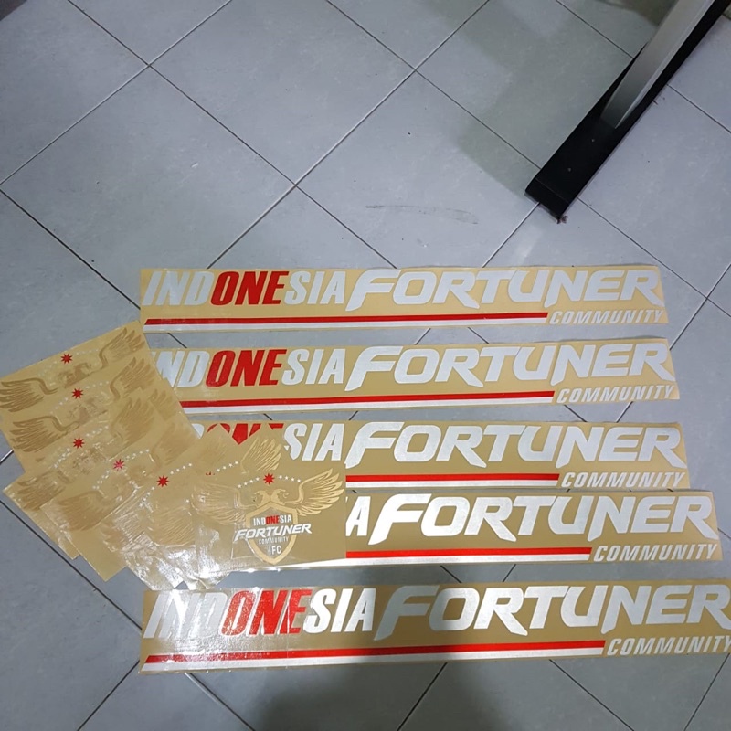 Jual BIKIN STIKER CUTTING SUKA SUKA CUSTOM / SESUKAMU / DESAIN KAMU ...