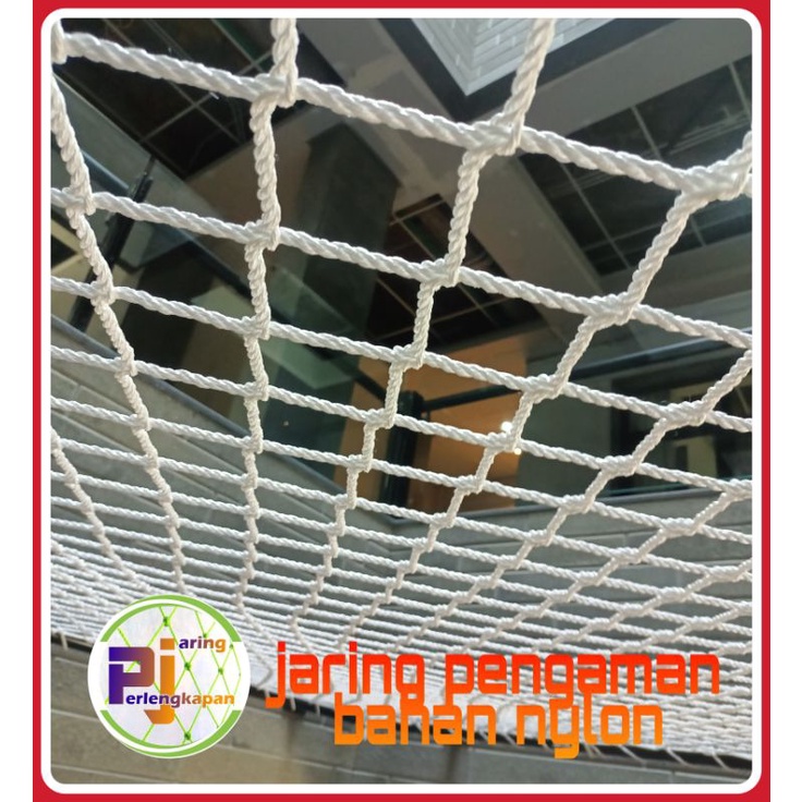 Jual jaring pengaman tali nilon 10 mili jaring safety net jaring ...