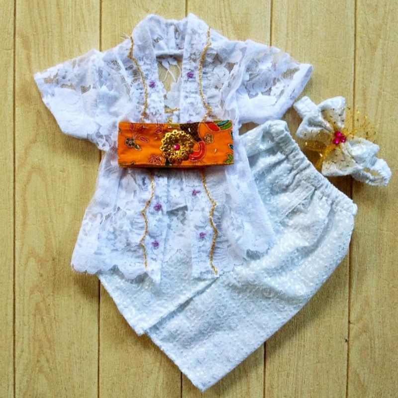 Jual ser kebaya,dan kamen putih, selendang kuning | Shopee Indonesia