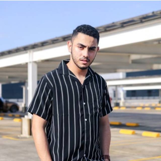 Jual Shirt Man Channel Hitam Putih | Shopee Indonesia