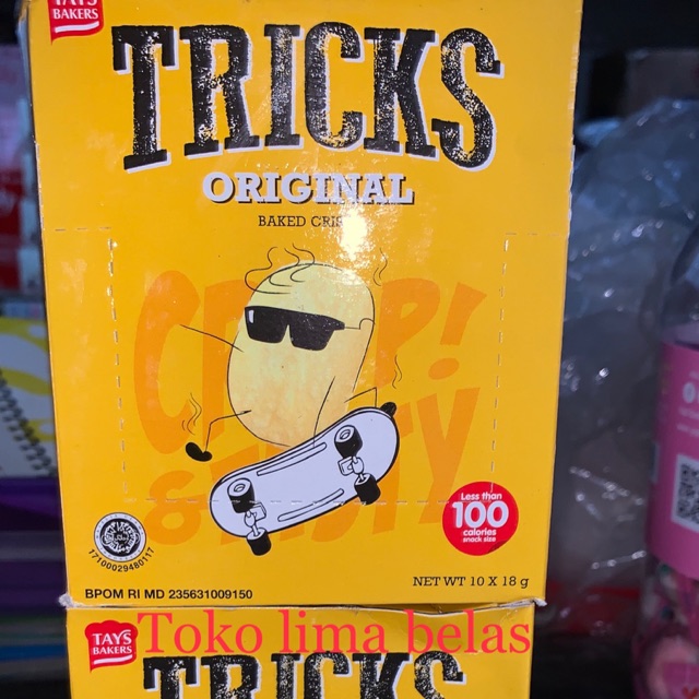 Jual Tricks ORIGINAL Baked Crisps 1 BOX isi 10 PCS | Shopee Indonesia
