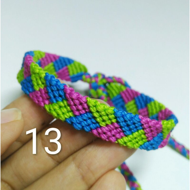 Jual Macrame bracelet / gelang macrame 08 | Shopee Indonesia