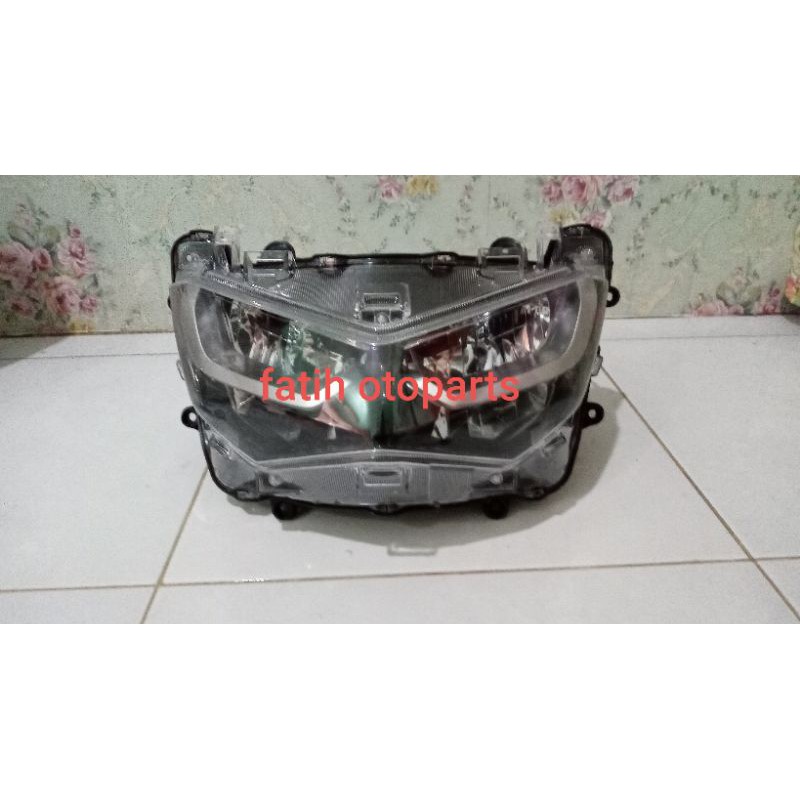 Jual reflektor lampu depan headlamp nmax new 2020 original | Shopee ...