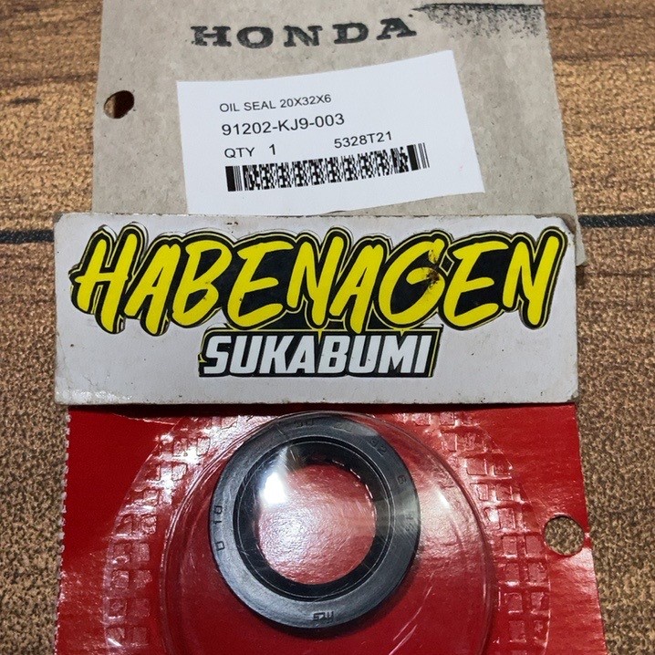 Jual oil seal sil 20 X 32 X 6 as puli puly pulley gardan shaft drive ...