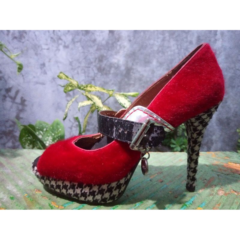 Jual High Heels Gosh Warna Merah | Shopee Indonesia
