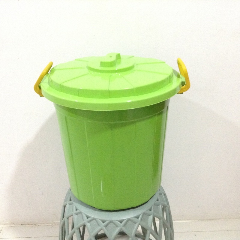 Jual Ember 10 8 6 Galon Yolanda Ember 30 40 Liter Bucket Pail dengan ...