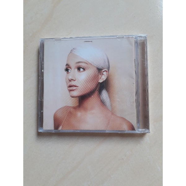 Jual CD ARIANA GRANDE ALBUM SWEETENER ( IMPORT ) | Shopee Indonesia