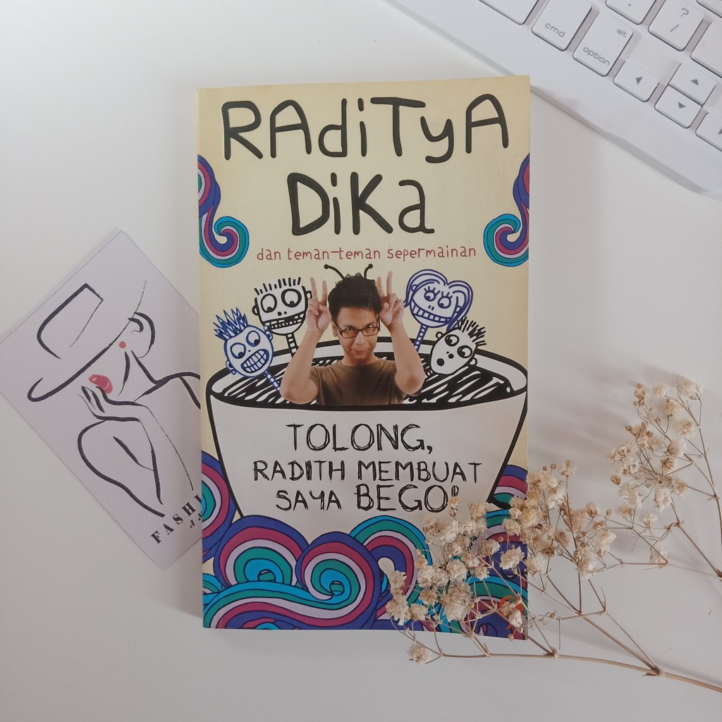 Jual Novel Raditya Dika - Tolong, Radith Membuat Saya Bego! (PRELOVED) | Shopee Indonesia