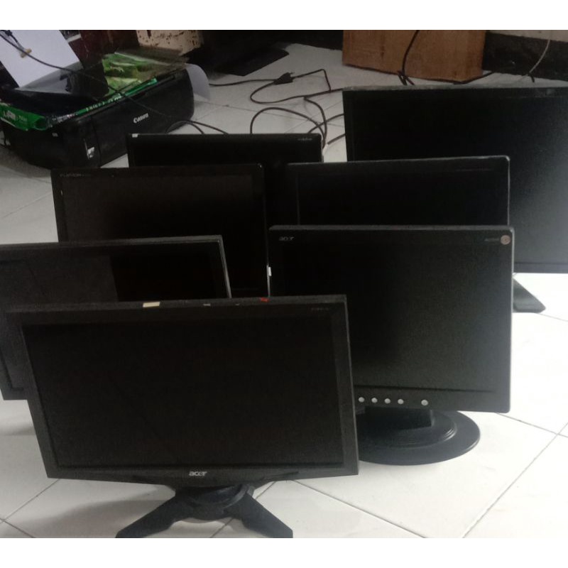 Jual LCD MONITOR SECOND AMAN KONDISI NORMAL | Shopee Indonesia