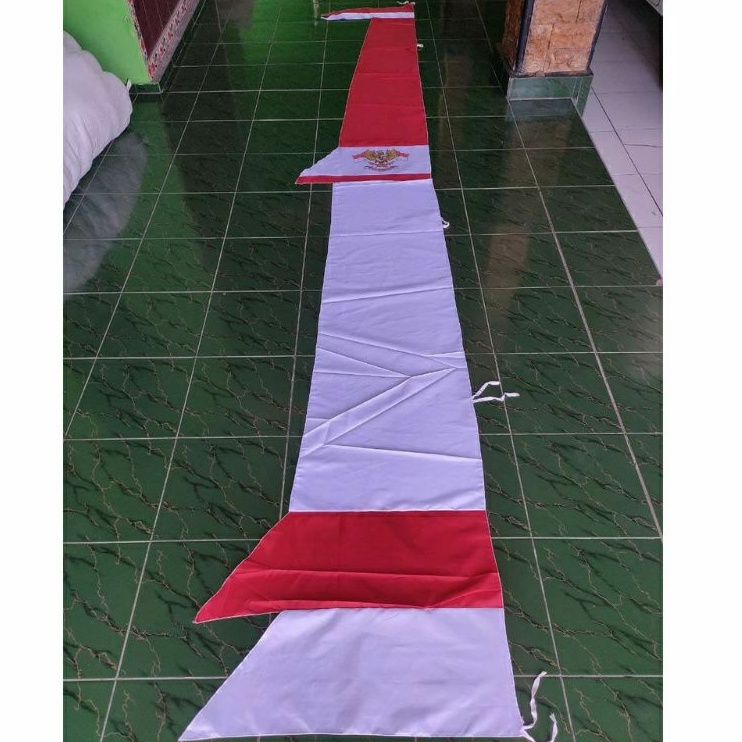 Jual Umbul umbul spanduk 4M layur merah putih Garuda bijian | Shopee Indonesia